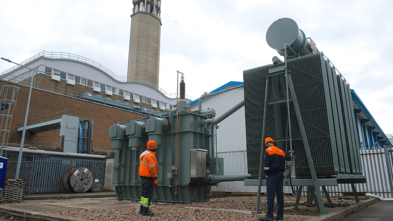 90 ton £5m transformer arrives by special delivery to La Collette ...