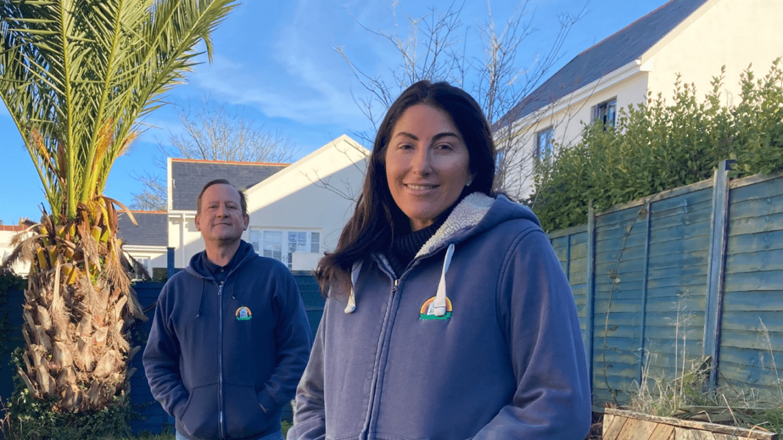 LGL Group pledge their support to Les Amis - Channel Eye