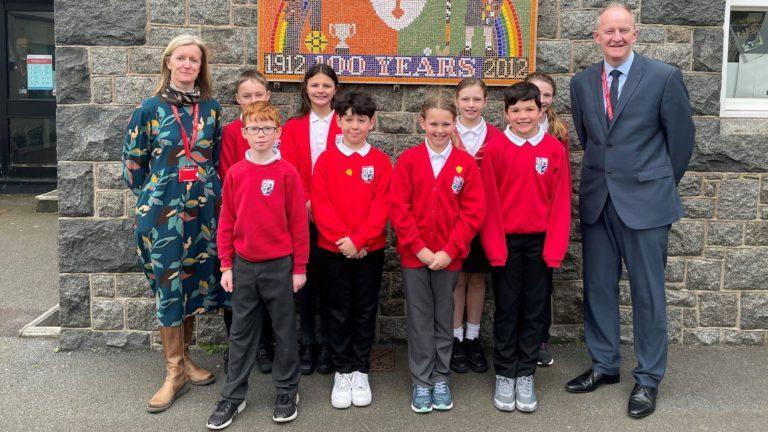 Vale Primary school receives extremely positive Ofsted inspection ...
