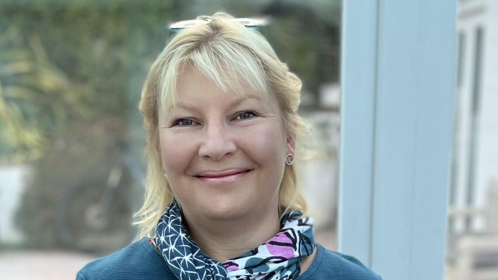 Ceremony for prestigious Queen’s Nurse Awards recipients - Channel Eye