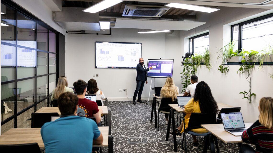 Digital Jersey partners with Visit Jersey to give tourism businesses ...