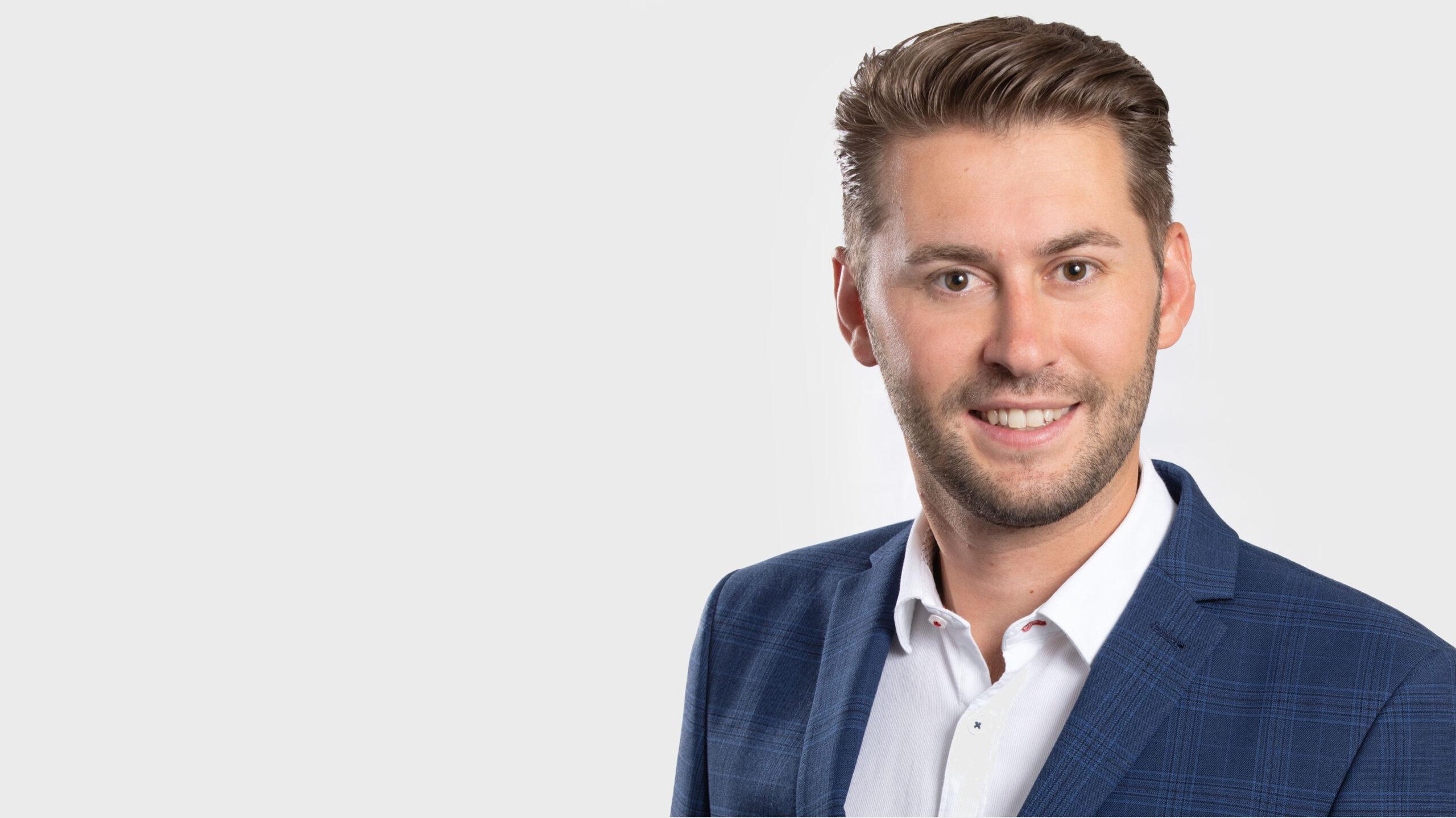 Saffery Champness Manager certified as Carbon Literate - Channel Eye