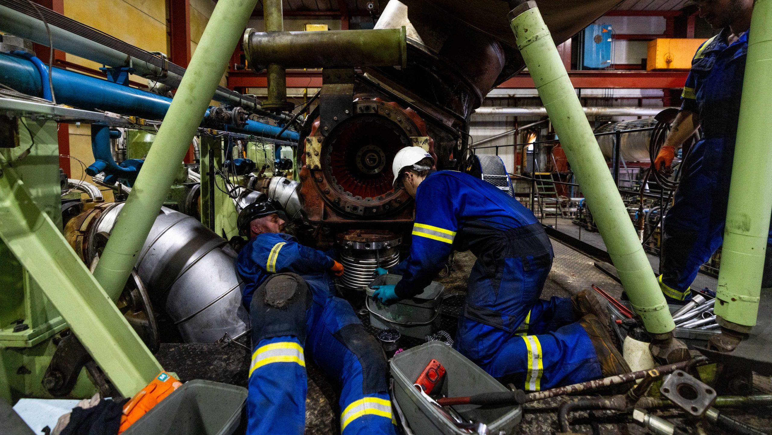 Guernsey Electricity continues critical work at Vale power station ...