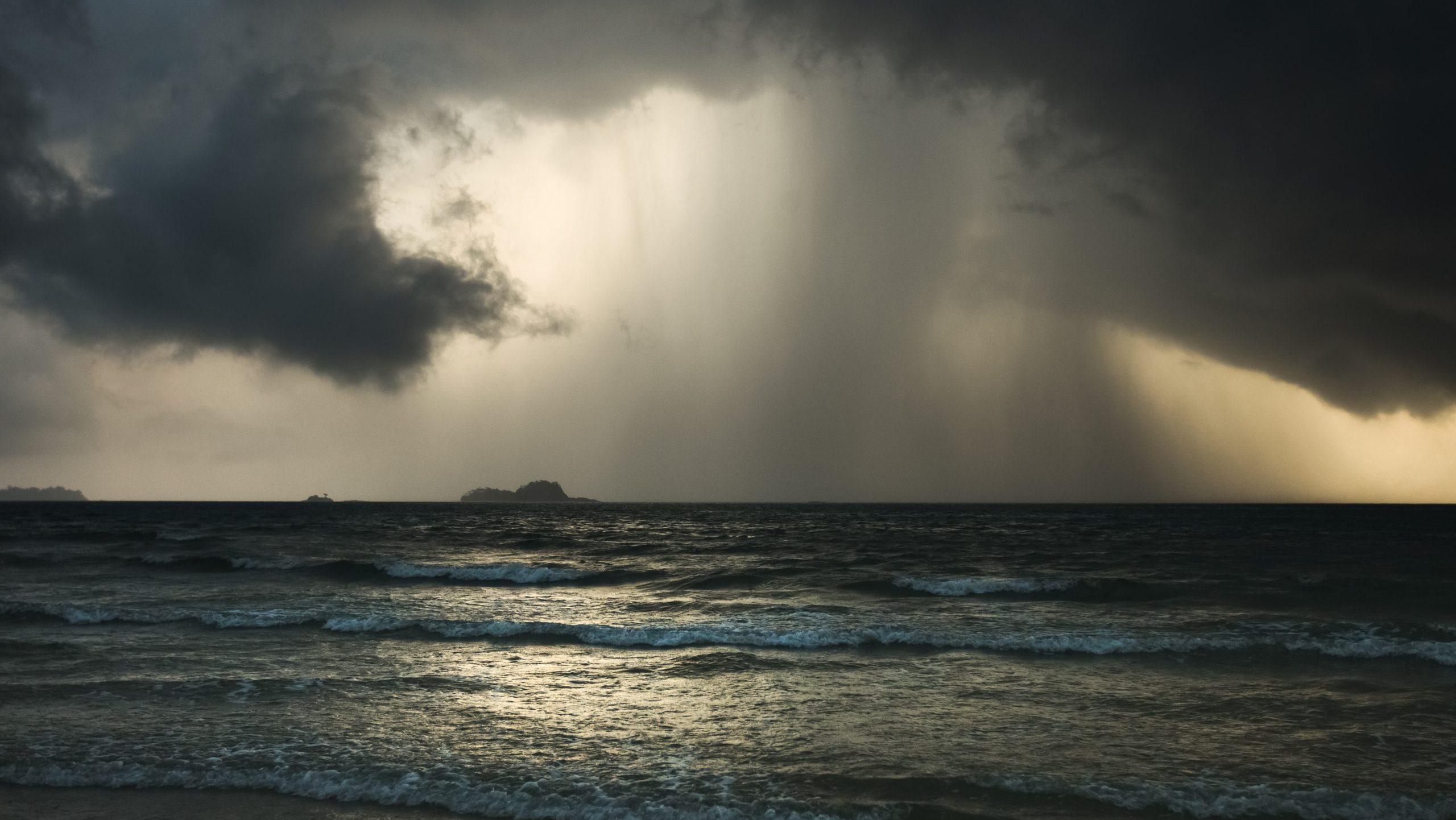 Warnings issued across the islands for Storm Darragh - Channel Eye