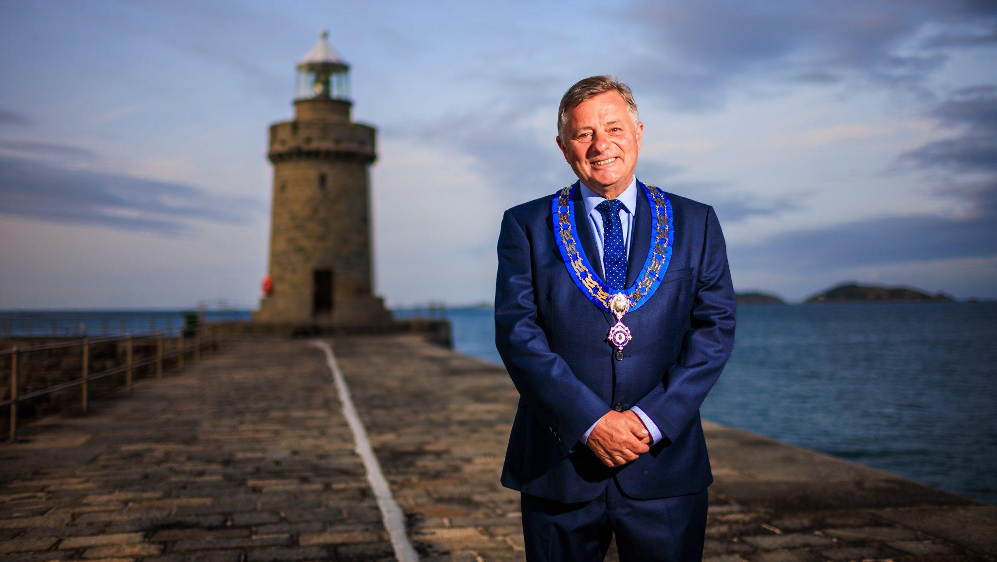 Channel Islander elected President of National Radio Society - Channel Eye